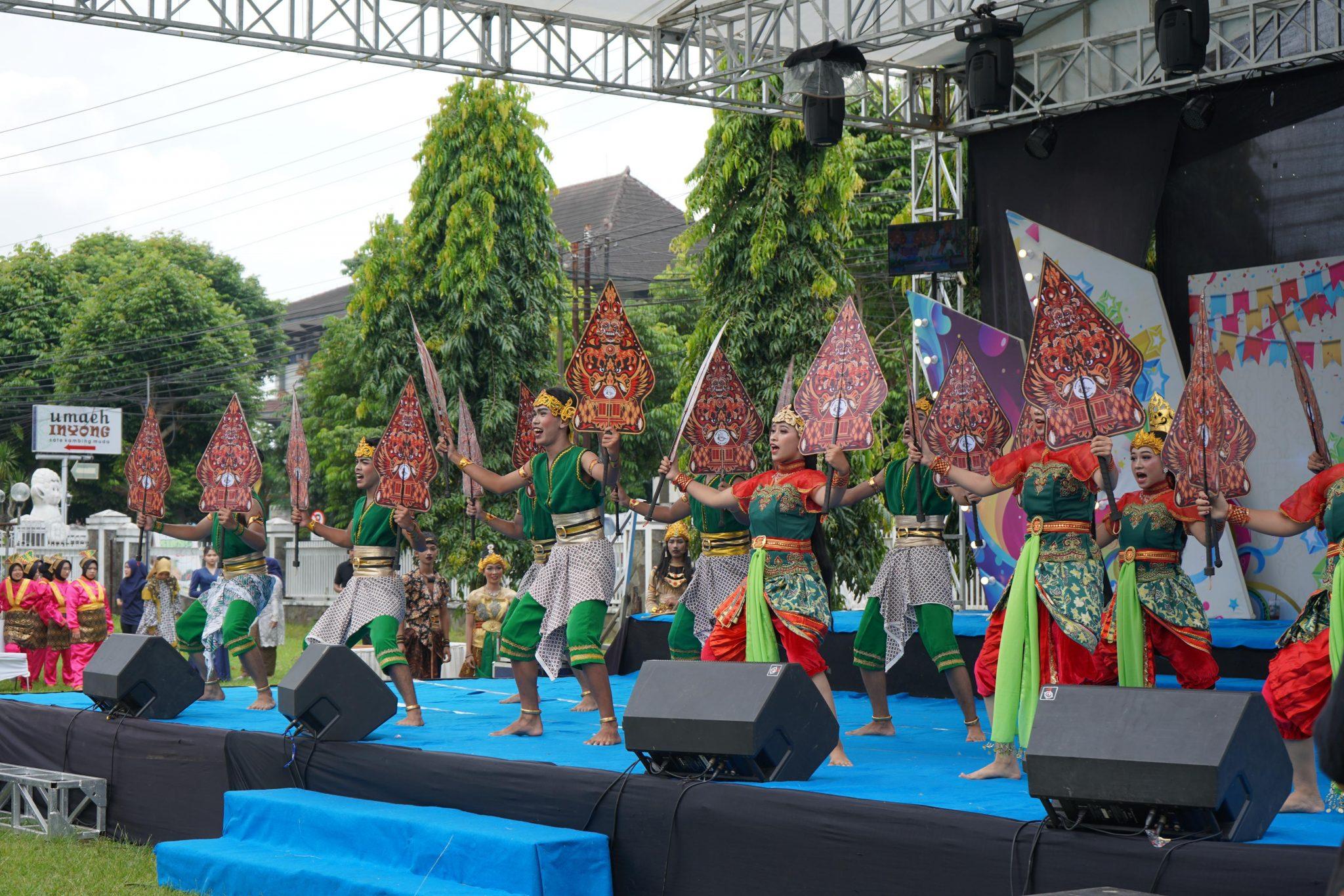 Gelar Budaya Banyumas 2025, Ajang Pelestarian Warisan Budaya dan Kreativitas Anak Muda – Hetero ...